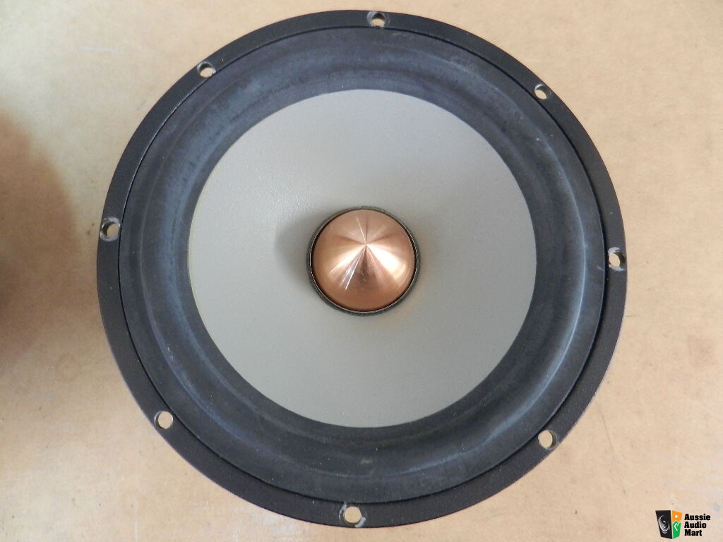 1 x Pair SEAS W17E002 Magnesium Midbass drivers Photo #1069709 - Aussie ...