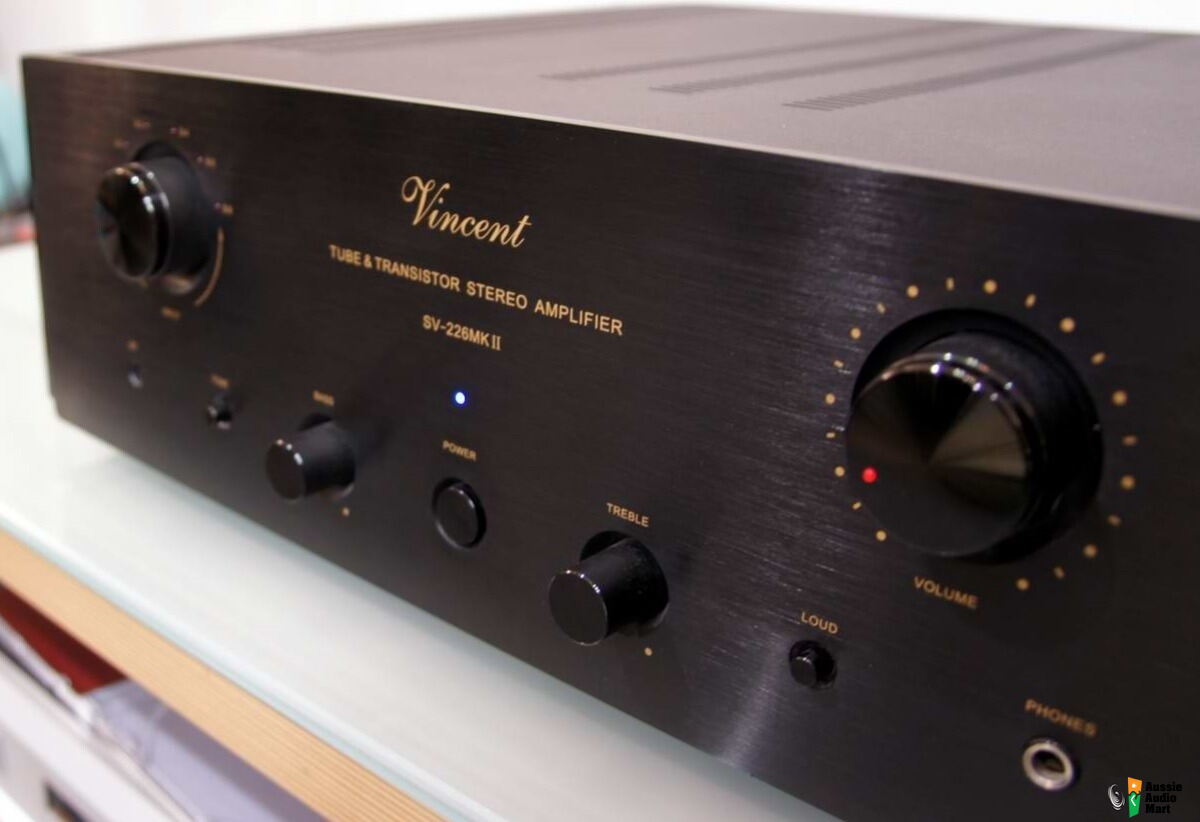 VINCENT SV 226 Mk II Hybrid Amp with remote Photo #1824460 - Aussie ...