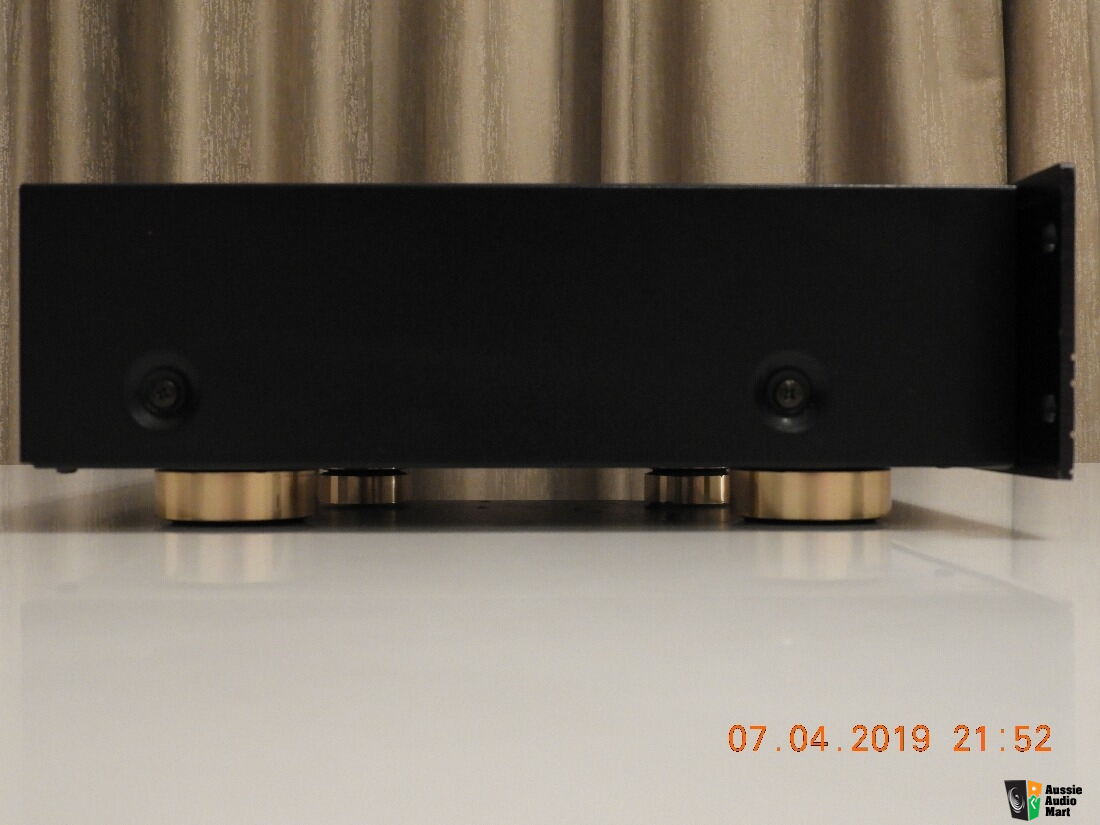 Parasound CD/P-1000 CD player. Quality parts, mechanism and Burr-Brown ...