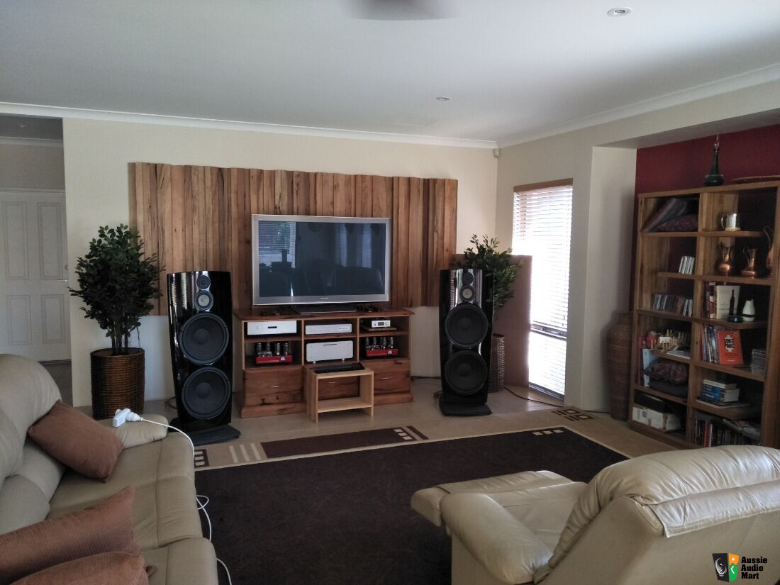 Jamo R909 & Carver Crimson 350 based entire Hi End Stereo Photo ...