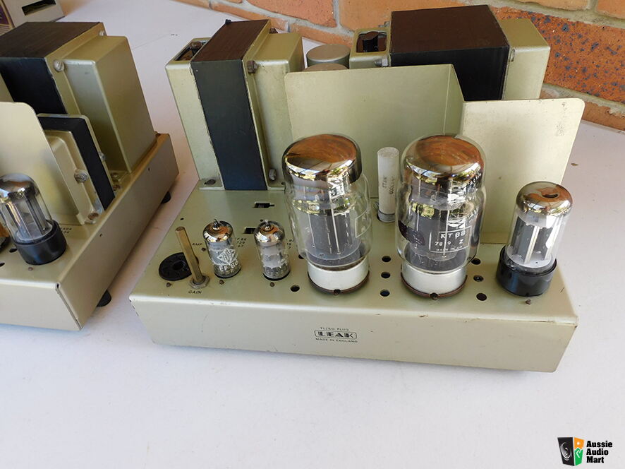 Leak TL50 Plus 50 Watt KT88 Mono valve Amplifiers + Leak Varislope III ...