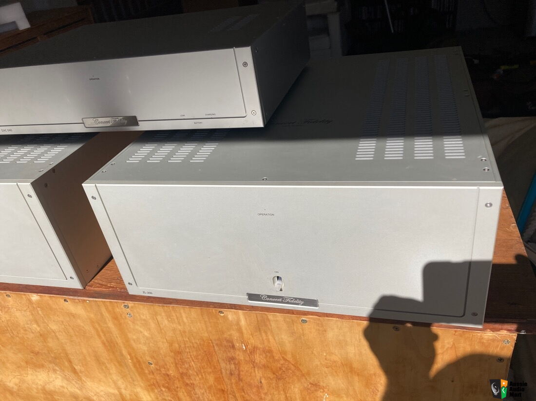 Concert Fidelity Zl -200 fx mono blocks Photo #3980237 - Aussie Audio Mart