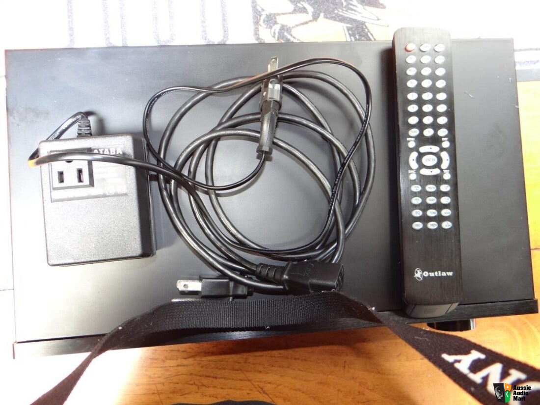 Outlaw - Model 976 7.2 HDMI AV Surround Pre Processor Photo #4871867 ...