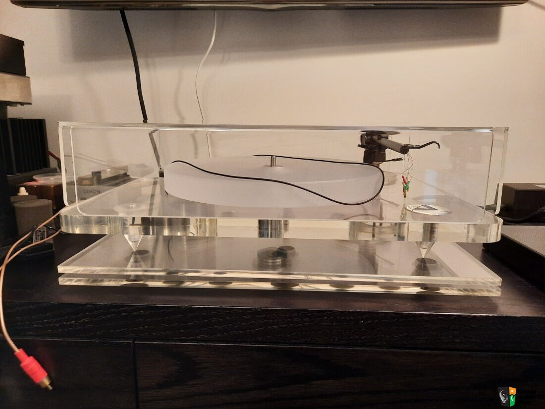 Clearaudio Champion Turntable Photo #4982919 - Aussie Audio Mart