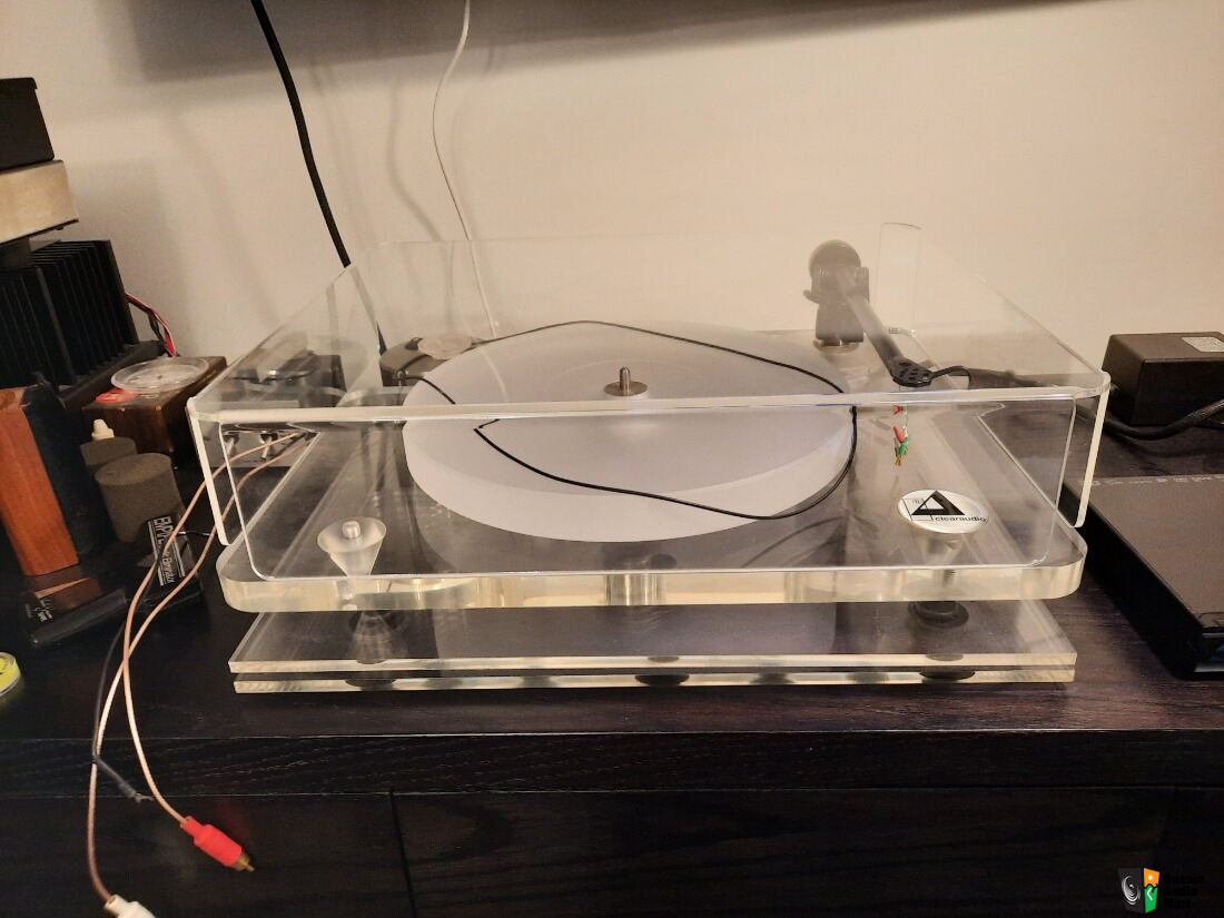 Clearaudio Champion Turntable Photo #4982919 - Aussie Audio Mart