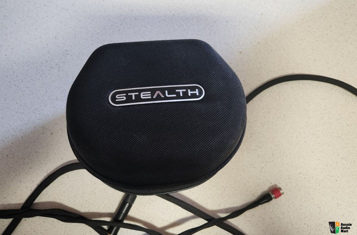 Dan Clark Audio Stealth