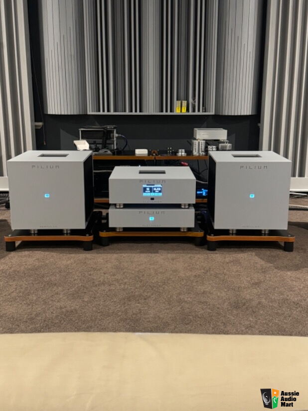 Pilium Alexander Pre and Hercules Monoblocks Photo #5300259 - Aussie ...