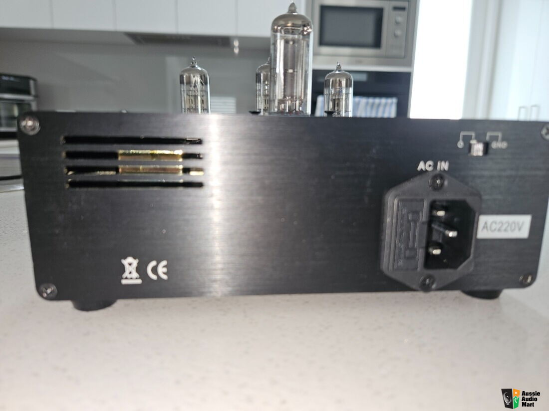 Valve Phono pre amp Photo #5481605 - Aussie Audio Mart
