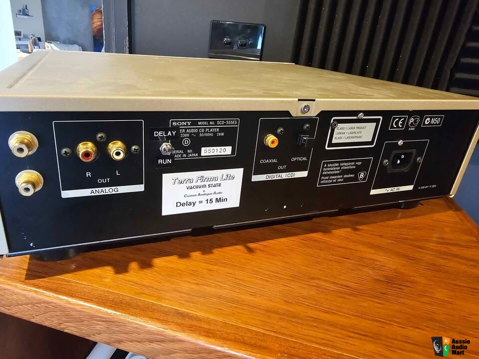 Sony 555ES CD player Vacuum State Upgrade Photo #5742739 - Aussie Audio ...