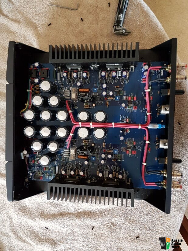 Quad Platinum Stereo Power Amplifier Photo #5938448 - Aussie Audio Mart