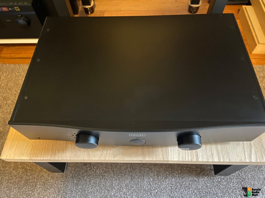 Hegel P 20 Preamplifier Photo #5974498 - Aussie Audio Mart